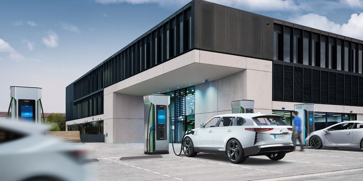 El cargador rápido de VE Sicharge D de Siemens realiza un reparto dinámico de la energía ...