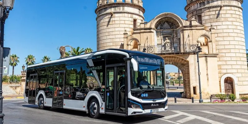 siemens-badajoz-autobuses-urbanos-electricos-tecnologia-recarga ...